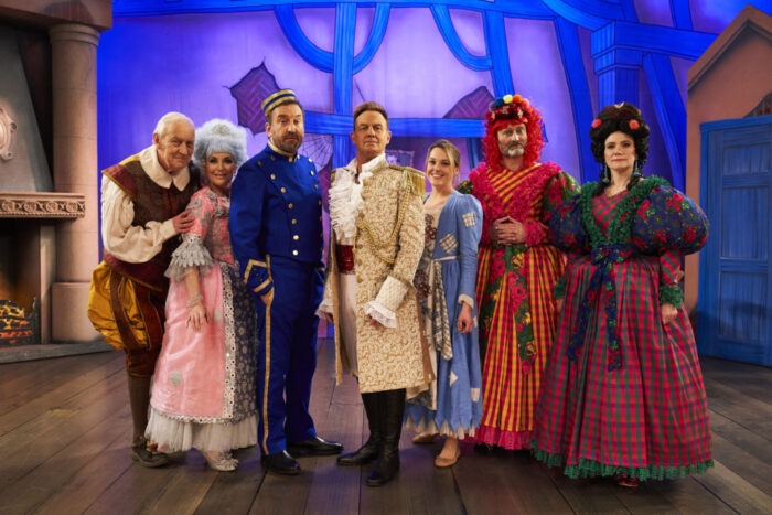 “A fun time that’ll put a smile on your face”: ‘Not Going Out’ – Panto ...